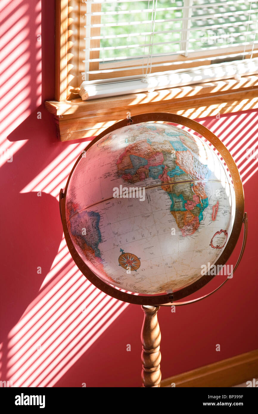 1980s world map hi-res stock photography and images - Alamy