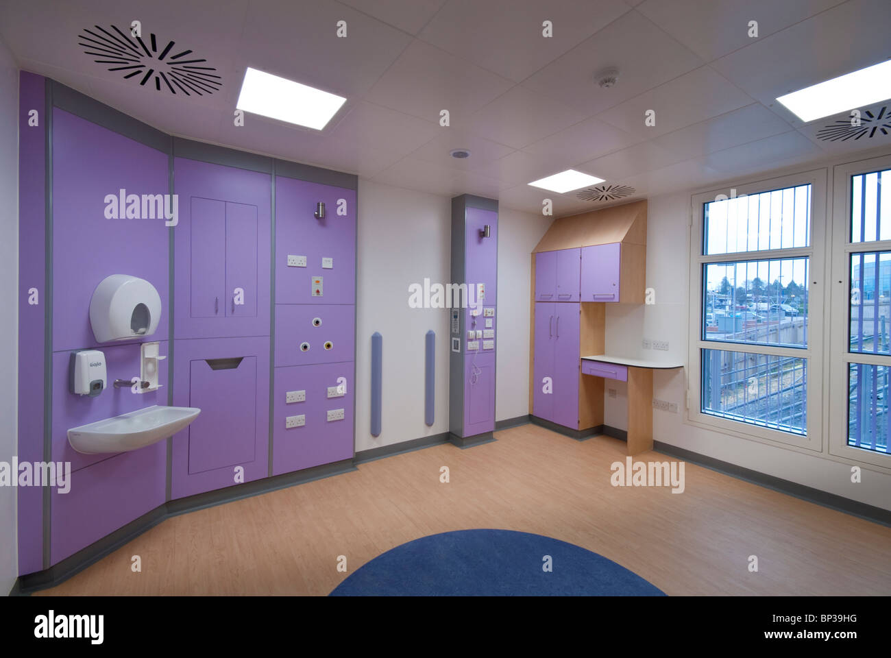 Room department hi-res stock photography and images - Alamy