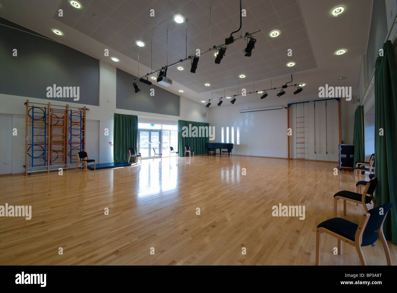 School hall halls hi-res stock photography and images - Alamy