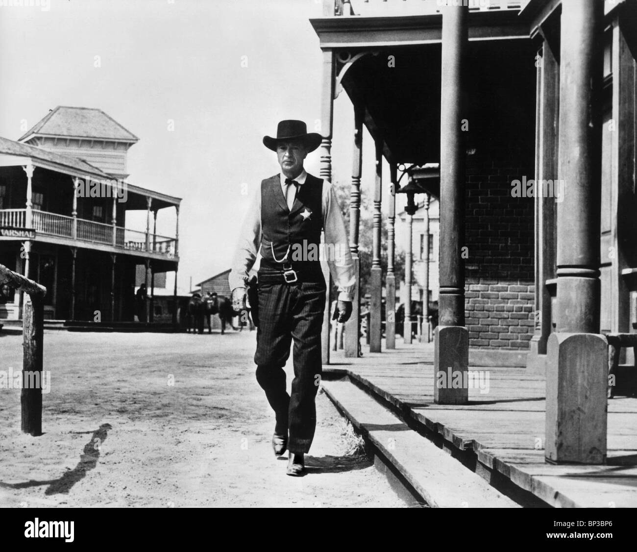 High noon movie hi-res stock photography and images - Alamy