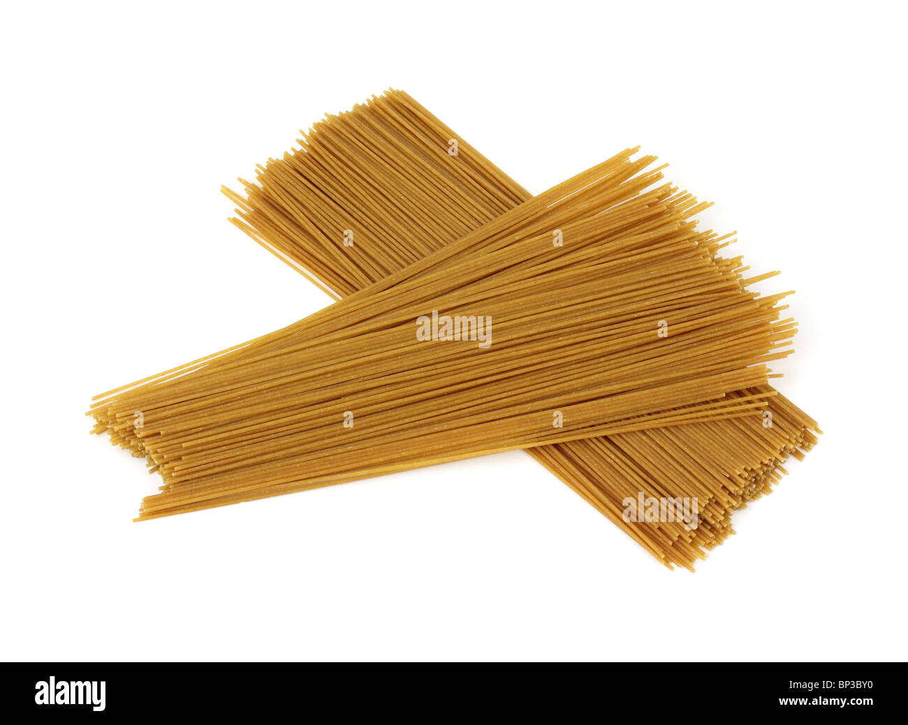 Whole wheat spaghetti Stock Photo - Alamy