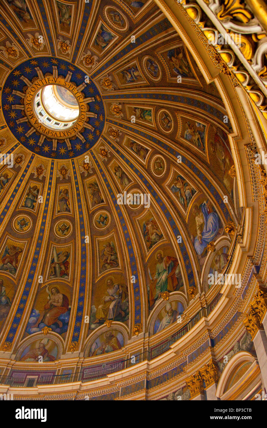 The dome of St. Peter's Basilica, Vatican Rome Italy Stock Photo - Alamy