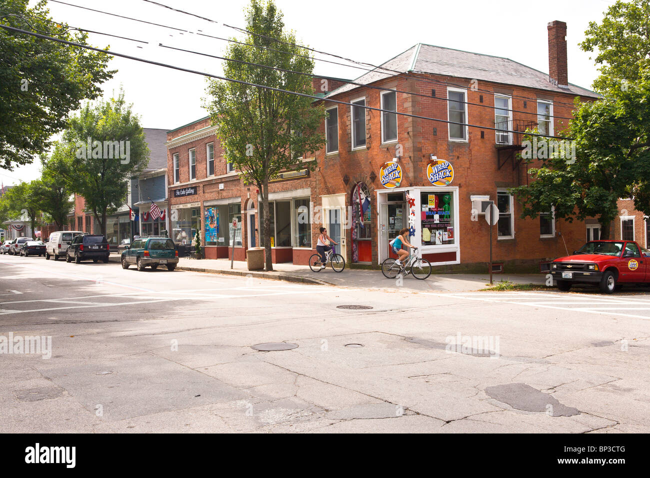Summer bristol rhode island hi-res stock photography and images - Alamy