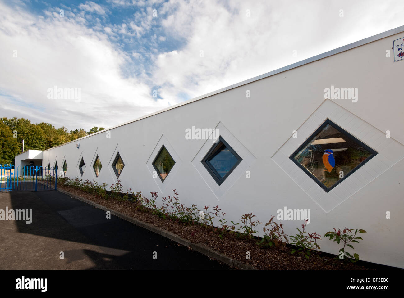 Knights Enham Infant and Junior School exteriors Stock Photo - Alamy
