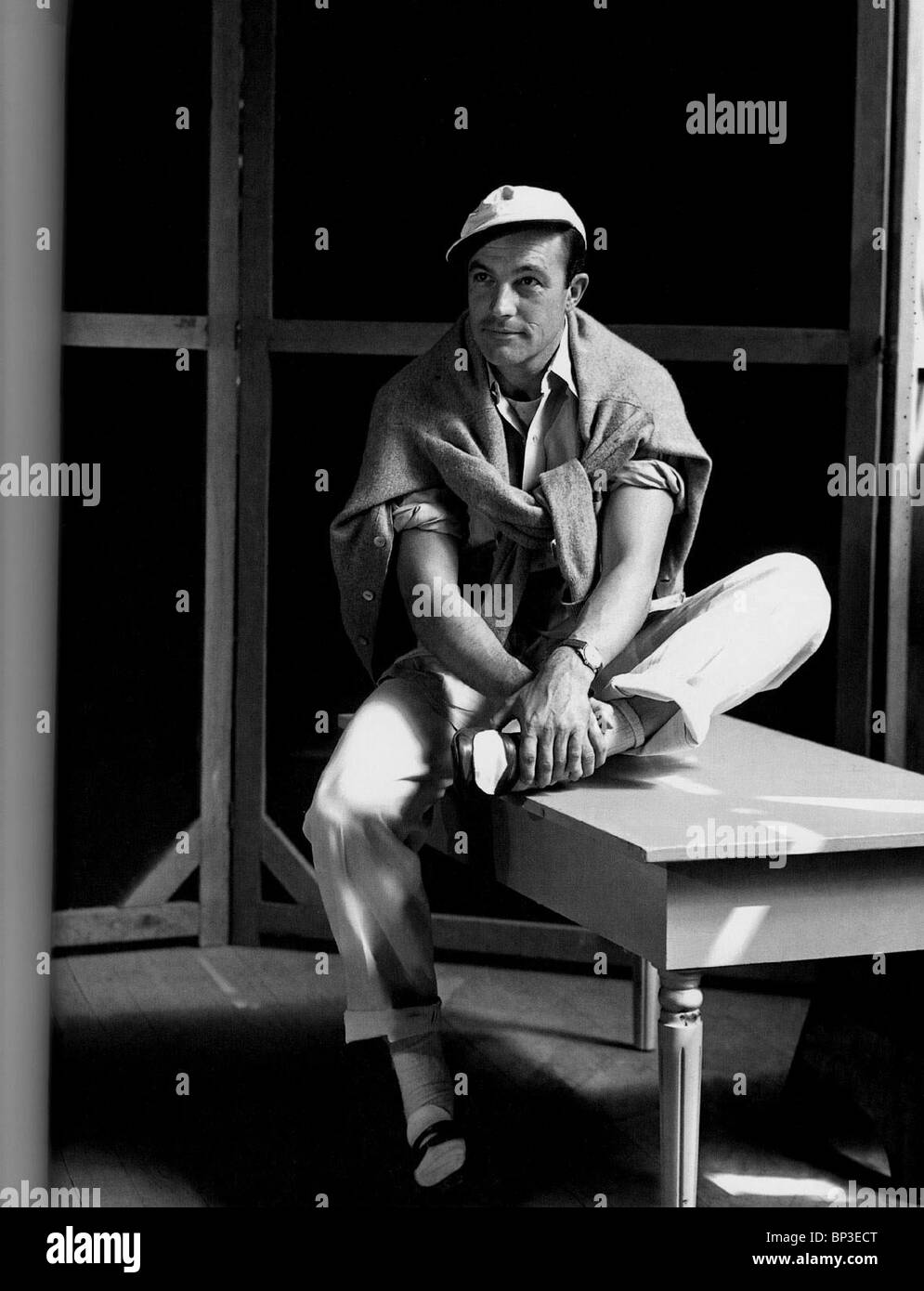 Gene kelly american in paris hi-res stock photography and images - Alamy