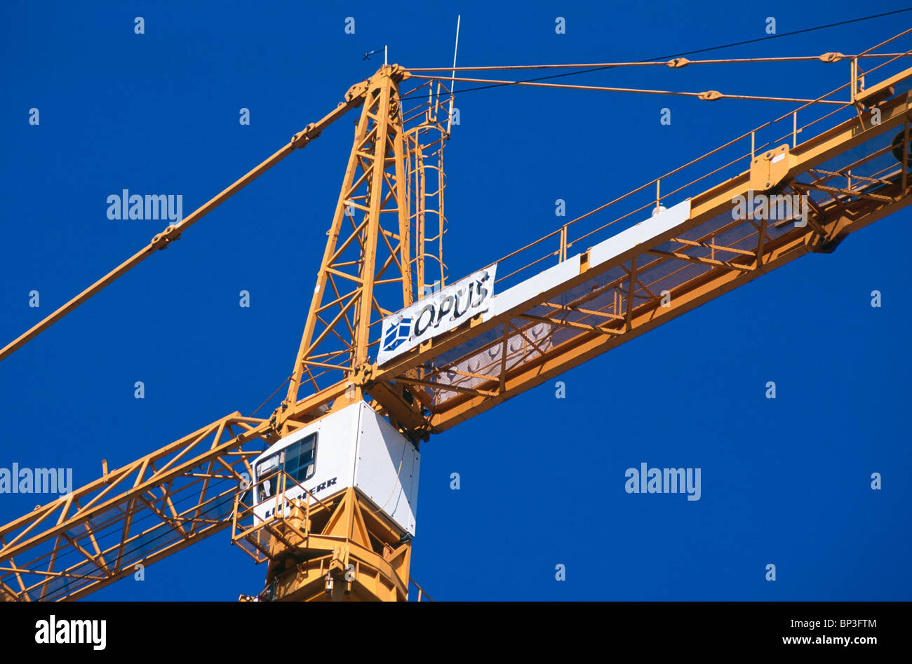 Industrial crane cranes hi-res stock photography and images - Alamy