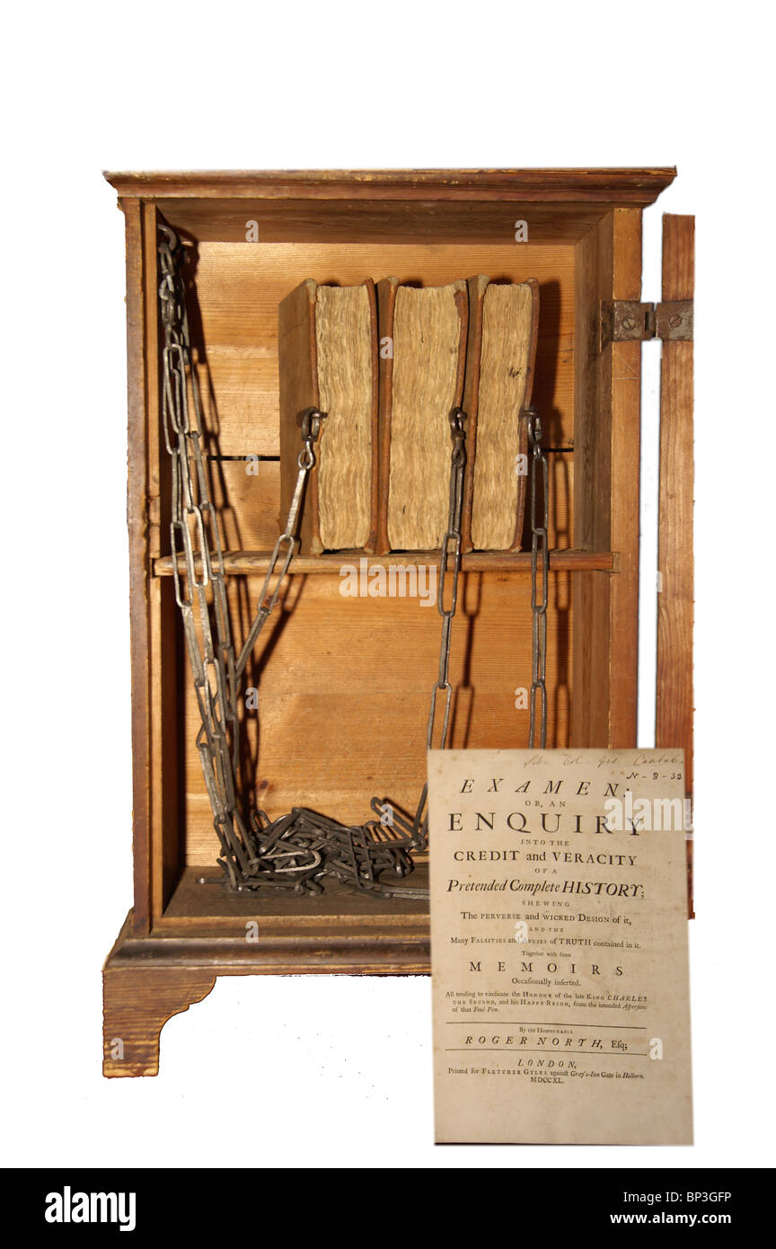 Chained books cabinet old library hi-res stock photography and images ...
