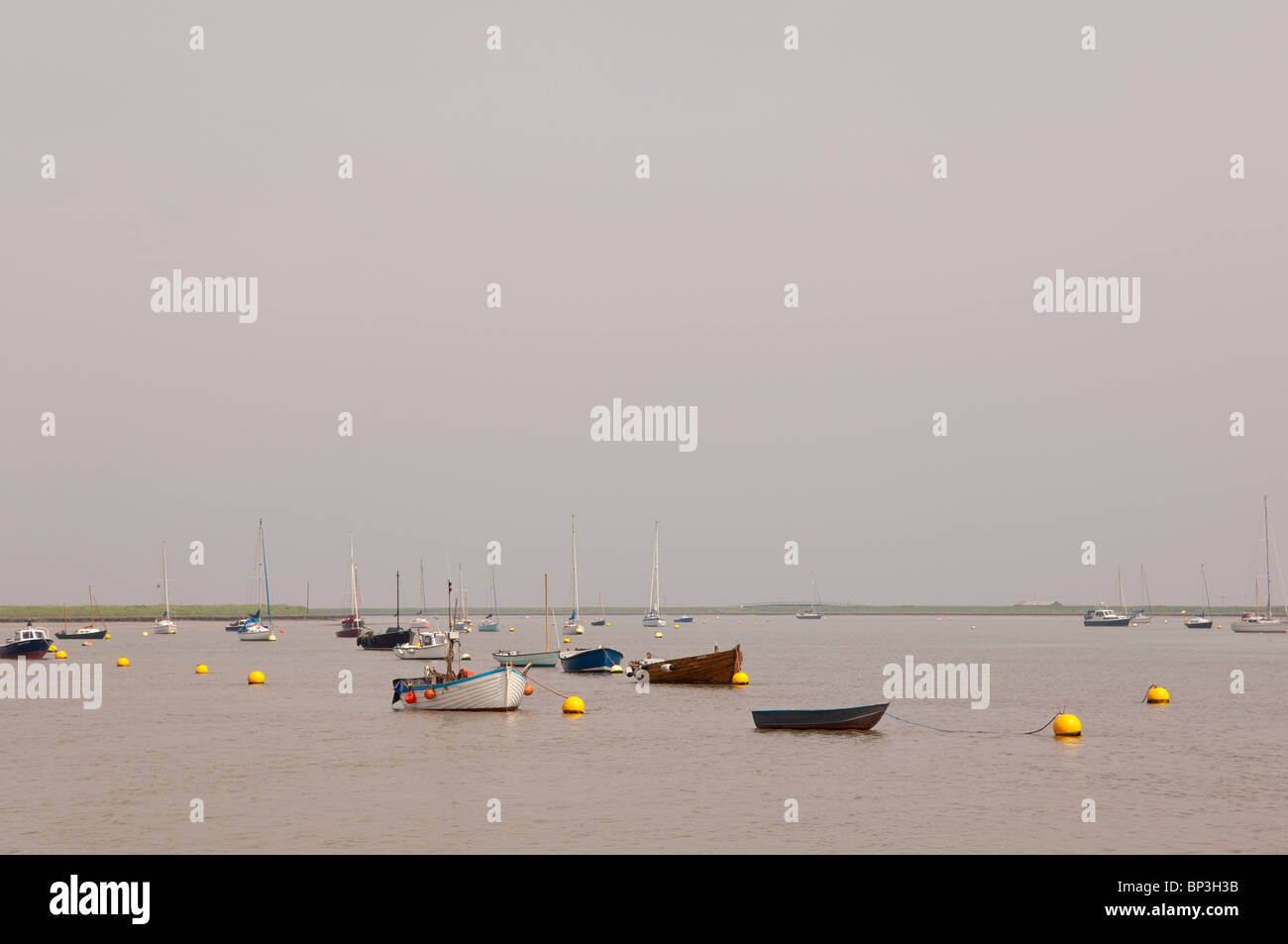 Still boats hi-res stock photography and images - Alamy