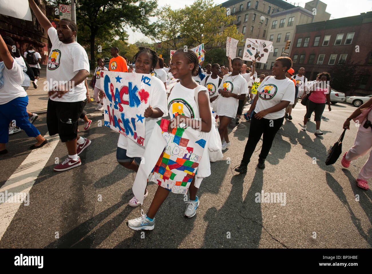 Hundreds march through the streets of Harlem in the Harlem Children's ...