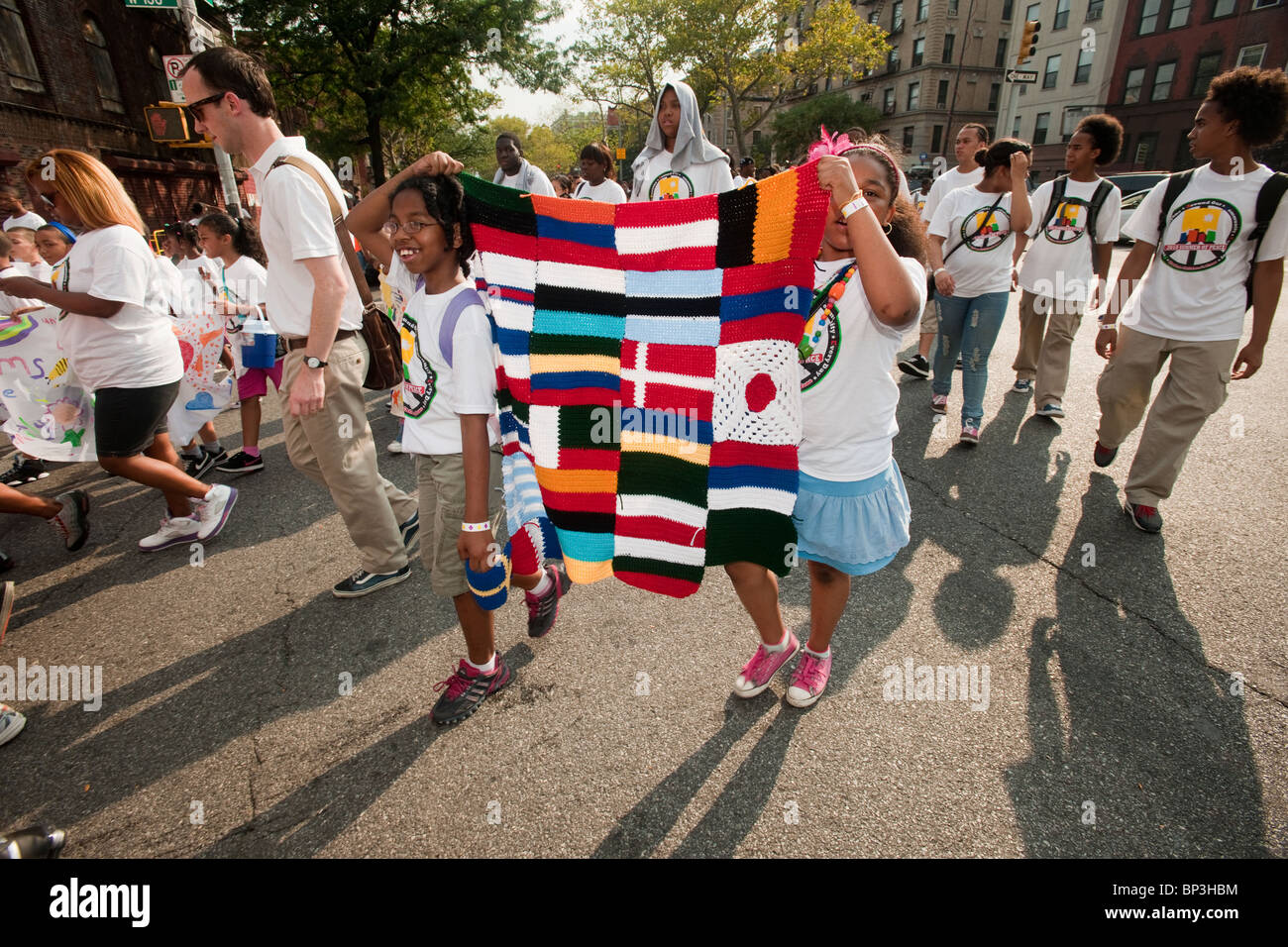 Hundreds march through the streets of Harlem in the Harlem Children's ...