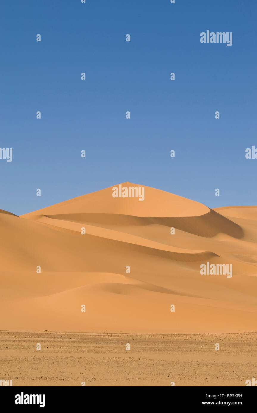 Akakus, Sahara desert, Fezzan, Libya Stock Photo - Alamy