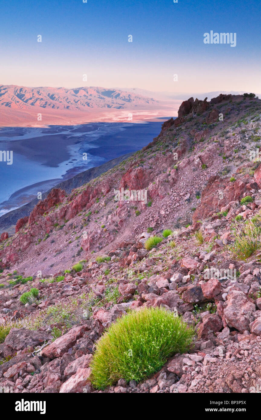 Dawn light over Death Valley from Dante's View, Death Valley National ...