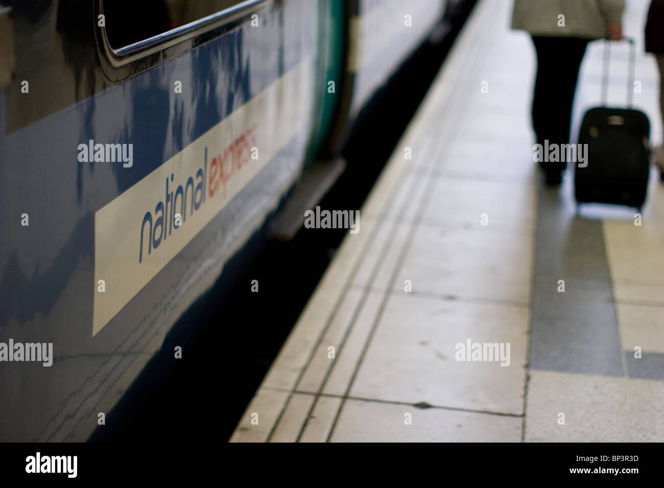 National express trains, train in station with national express livery ...
