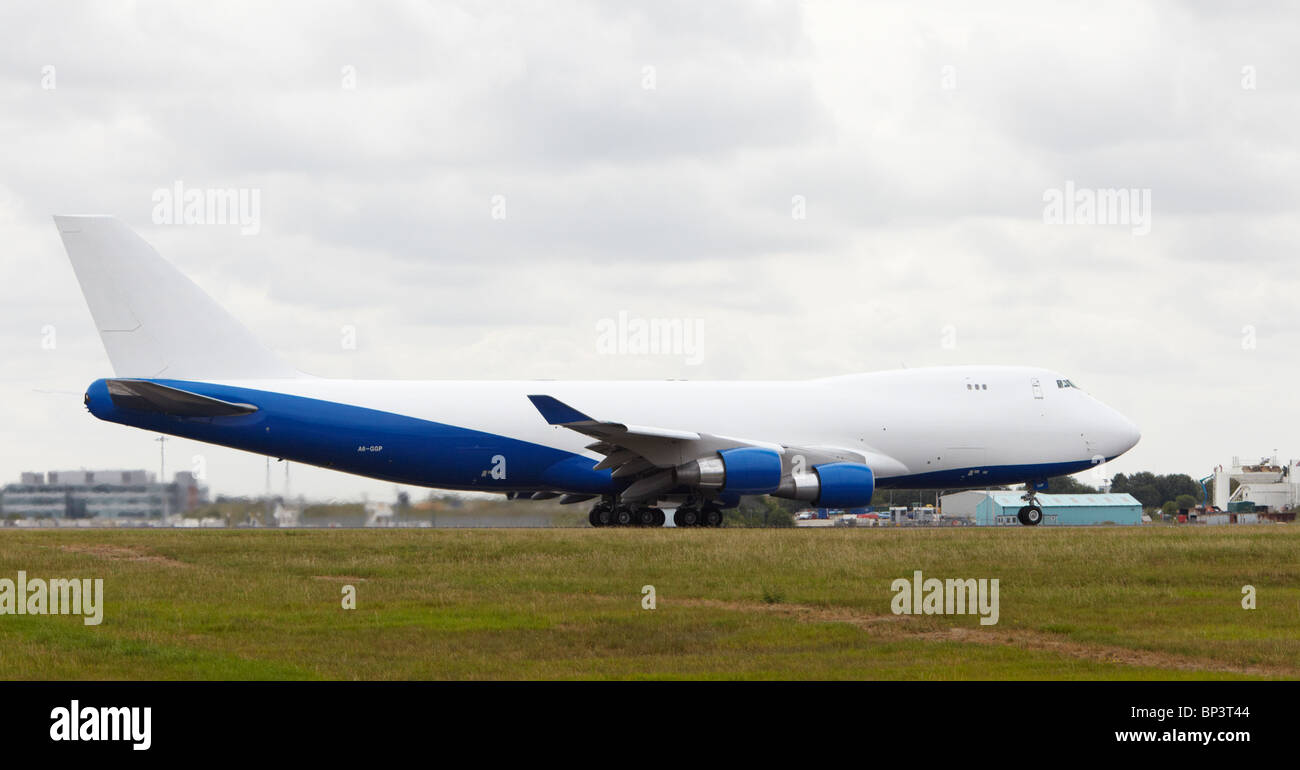 Boeing 747 Taking Off High Resolution Stock Photography and Images - Alamy