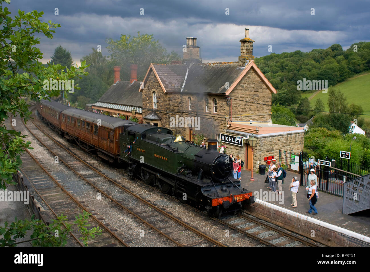 Prairie Tank, Ex GWR No. 5164 at Highly Station, Severn Valley Railway ...