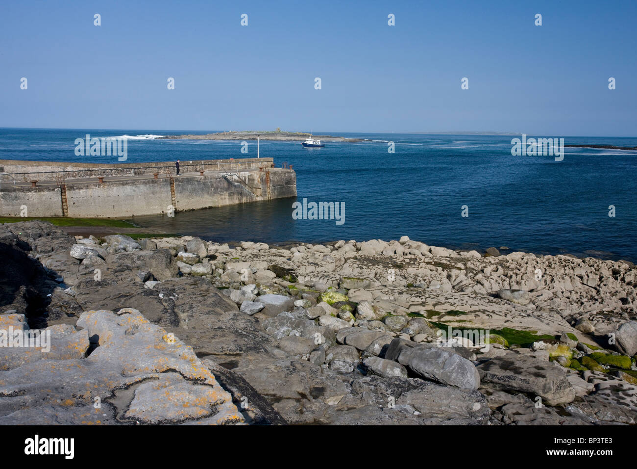 The harbour at Doolin, the Burren, with limestone pavement; Eire Stock ...