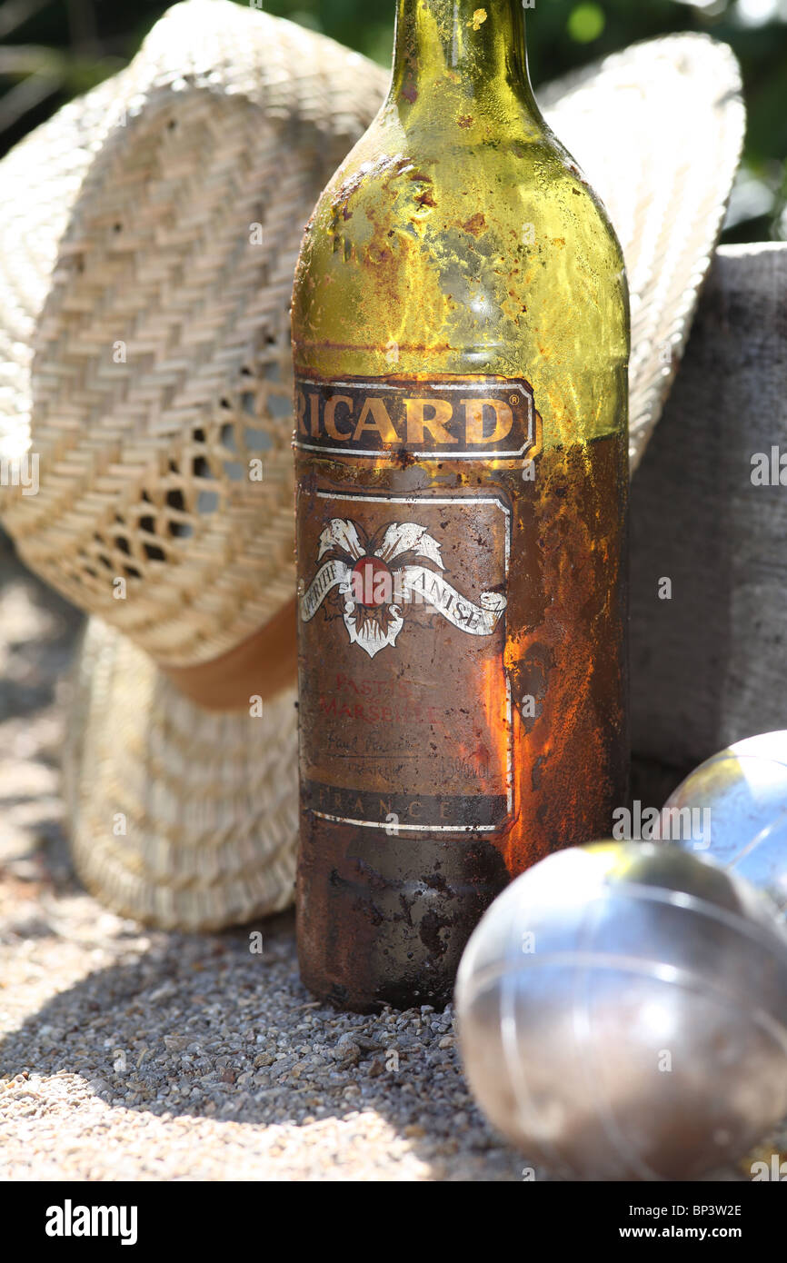 Ricard bottle hi-res stock photography and images - Alamy