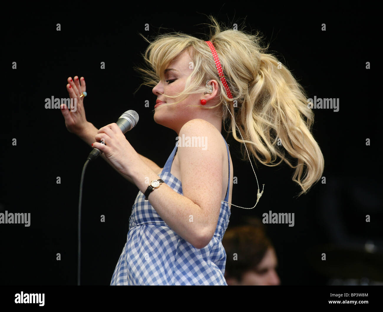 Duffy singer hi-res stock photography and images - Alamy