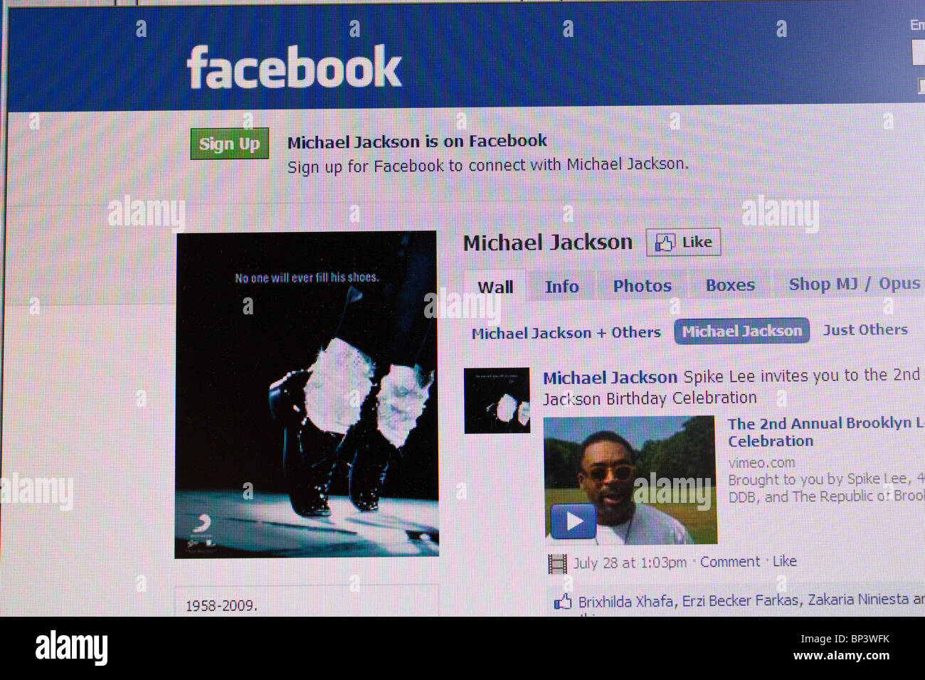 Michael Jackson facebook fanpage Stock Photo - Alamy