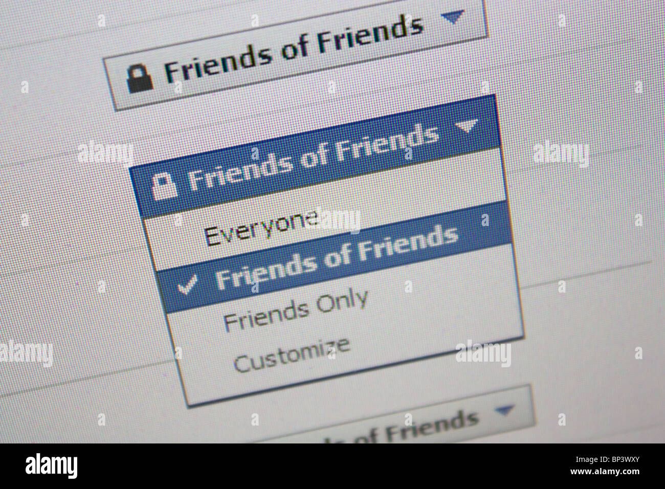 Facebook logo privacy hi-res stock photography and images - Alamy