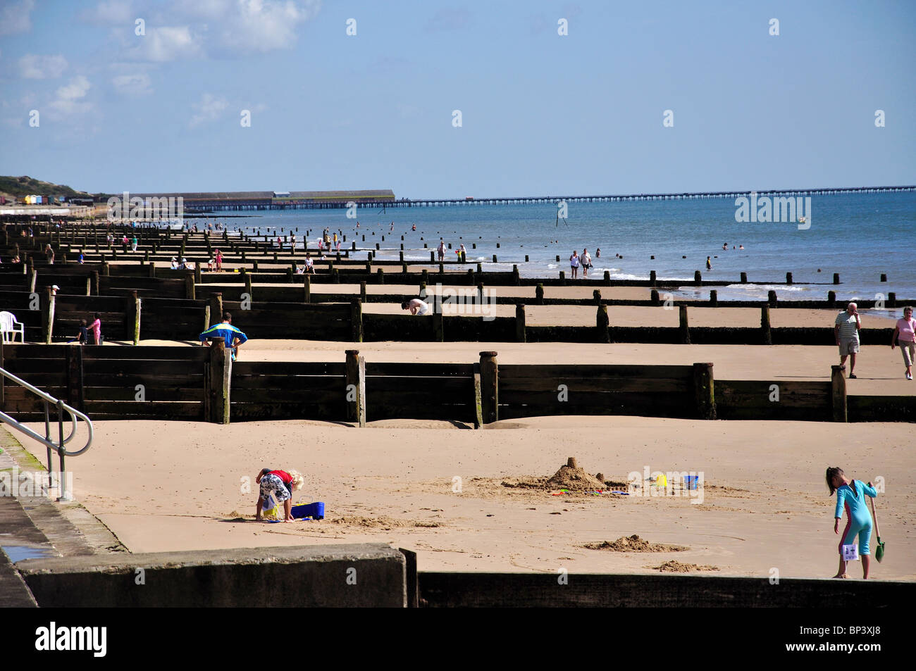 Frinton on sea hi-res stock photography and images - Alamy