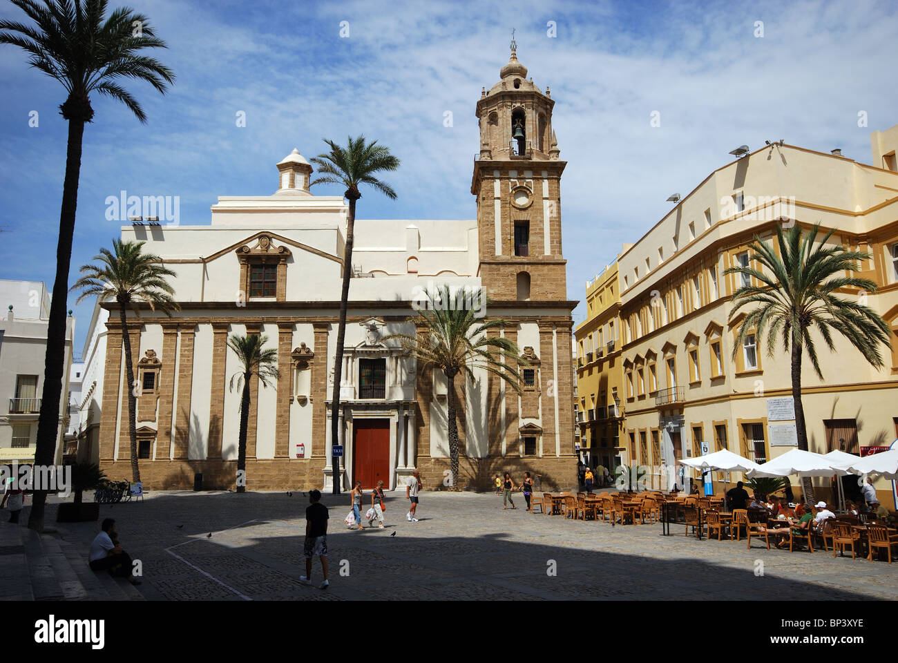 Santiago Church and pavement cafe in Cathedral Square, Cadiz, Cadiz ...