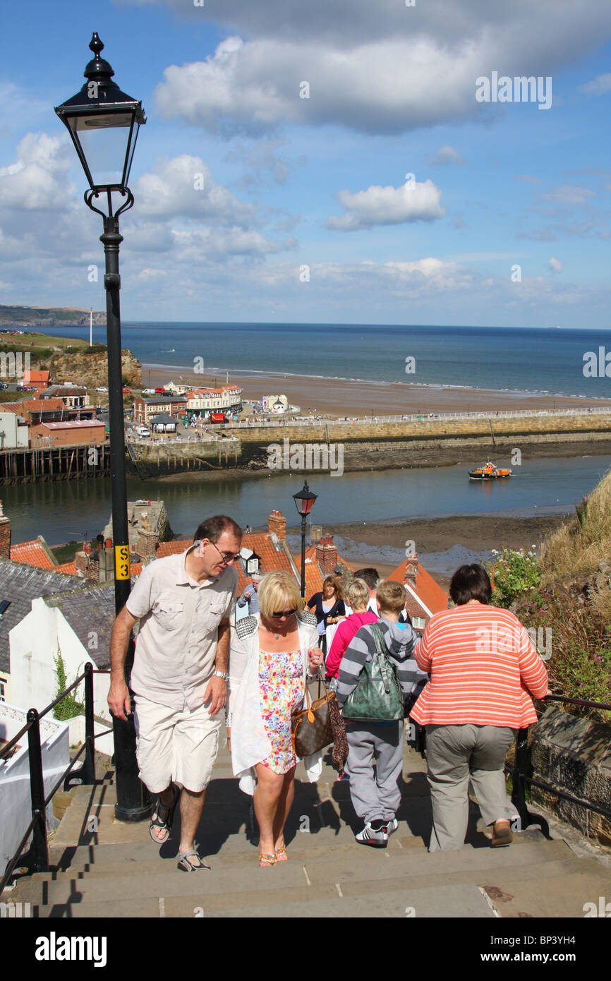 Whitby steps hi-res stock photography and images - Alamy
