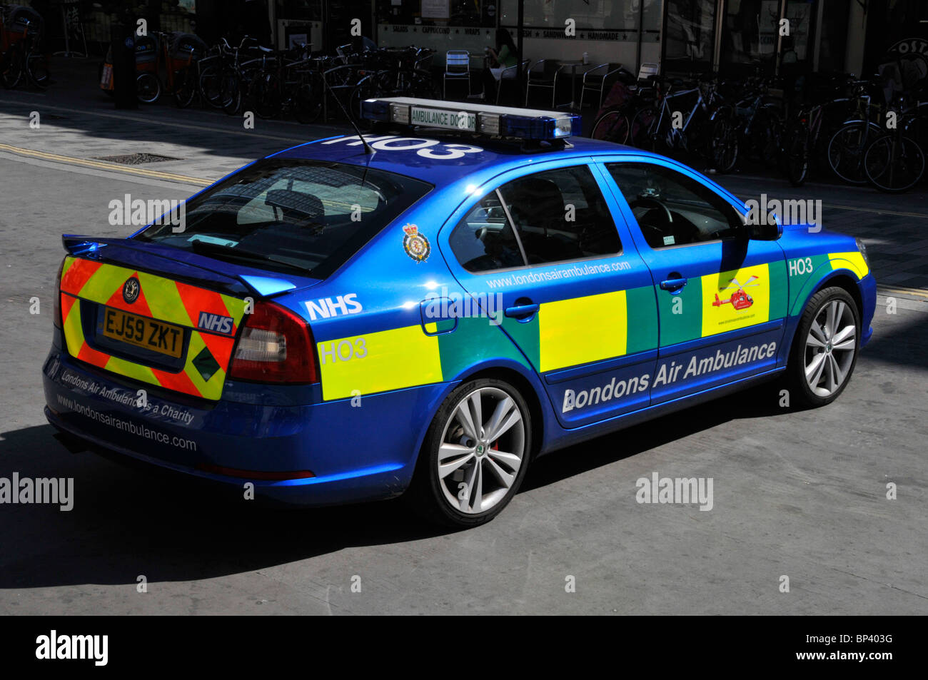 Nhs ambulance skoda hi-res stock photography and images - Alamy