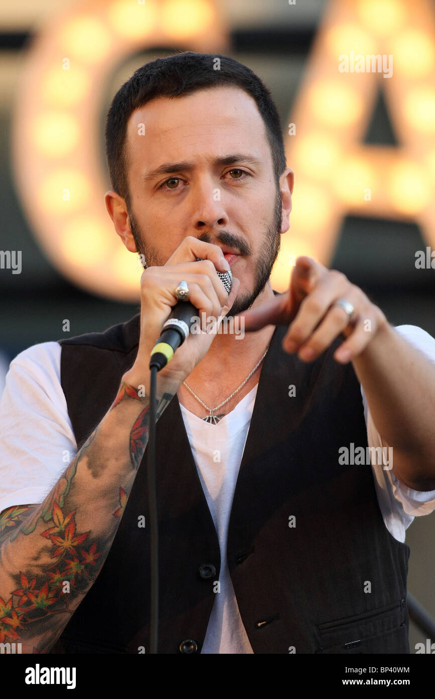 MATT MORRIS SUMMER CONCERT SERIES AT THE AMERICANA AT BRAND MALL ...