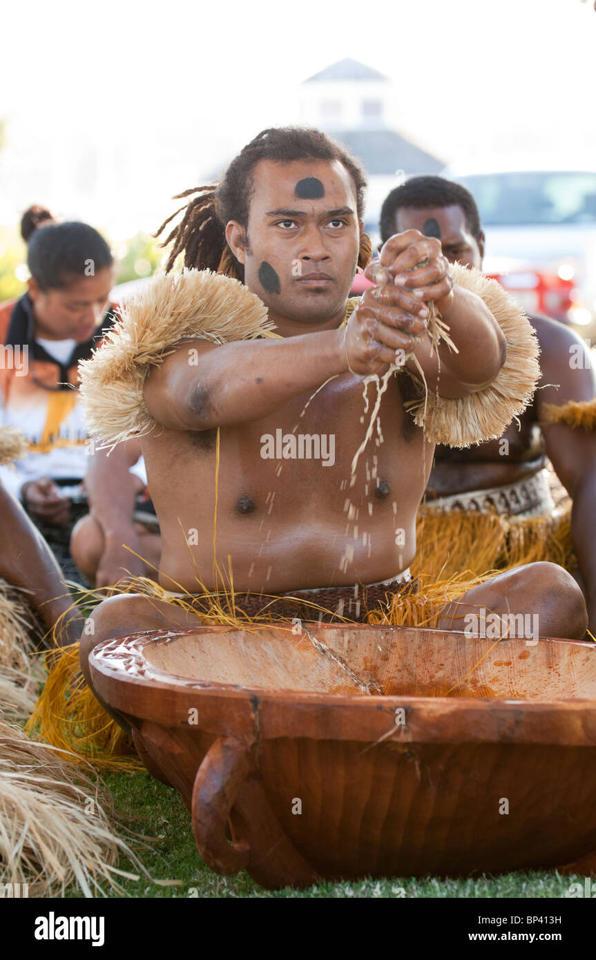 A tribes man prepares Kava in a traditional Ceremony Stock Photo - Alamy