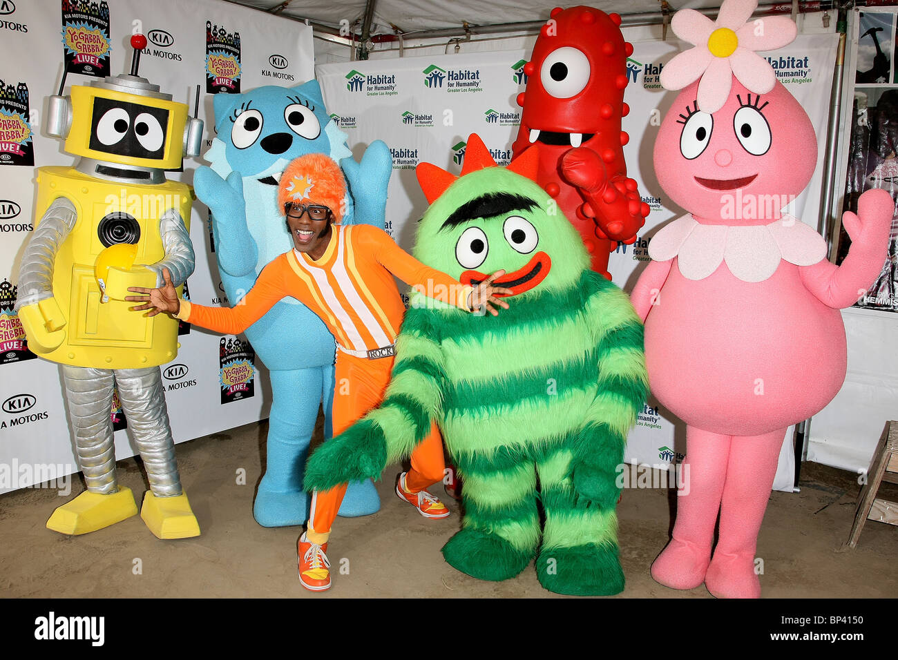 YO GABBA GABBA DJ ROK YO GABBA GABBA! AND CELEBRITY FRIENDS CELEBRATE ...
