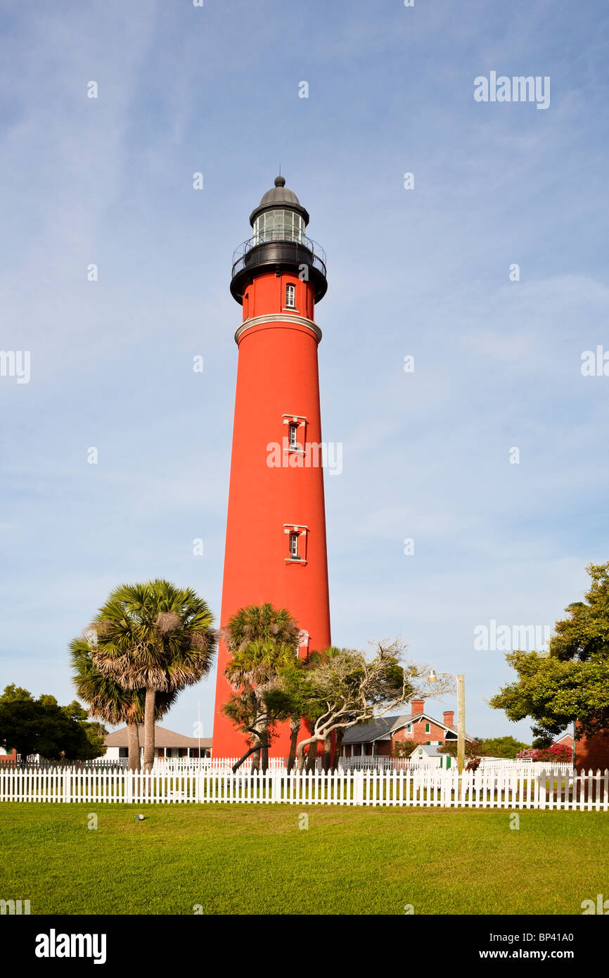 Ponce Inlet, FL - May 2010 - Ponce Inlet Lighthouse, completed in 1887 ...