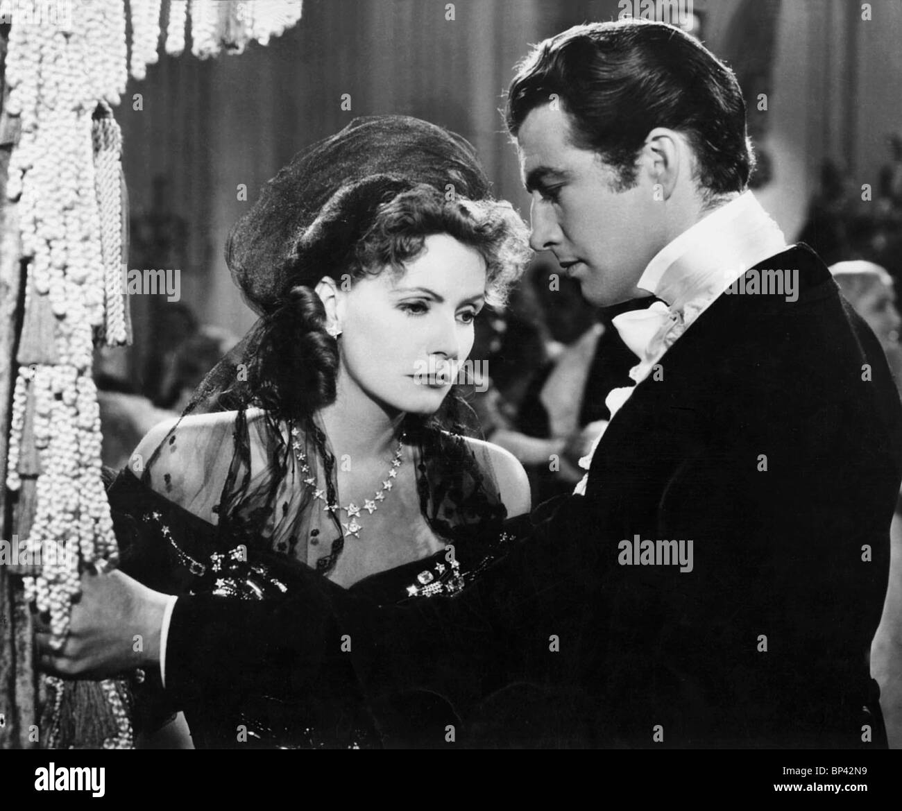 GRETA GARBO & ROBERT TAYLOR CAMILLE (1936 Stock Photo: 30822773 - Alamy GRETA GARBO & ROBERT TAYLOR CAMILLE (1936 Stock Photo: 30822773 - Alamy