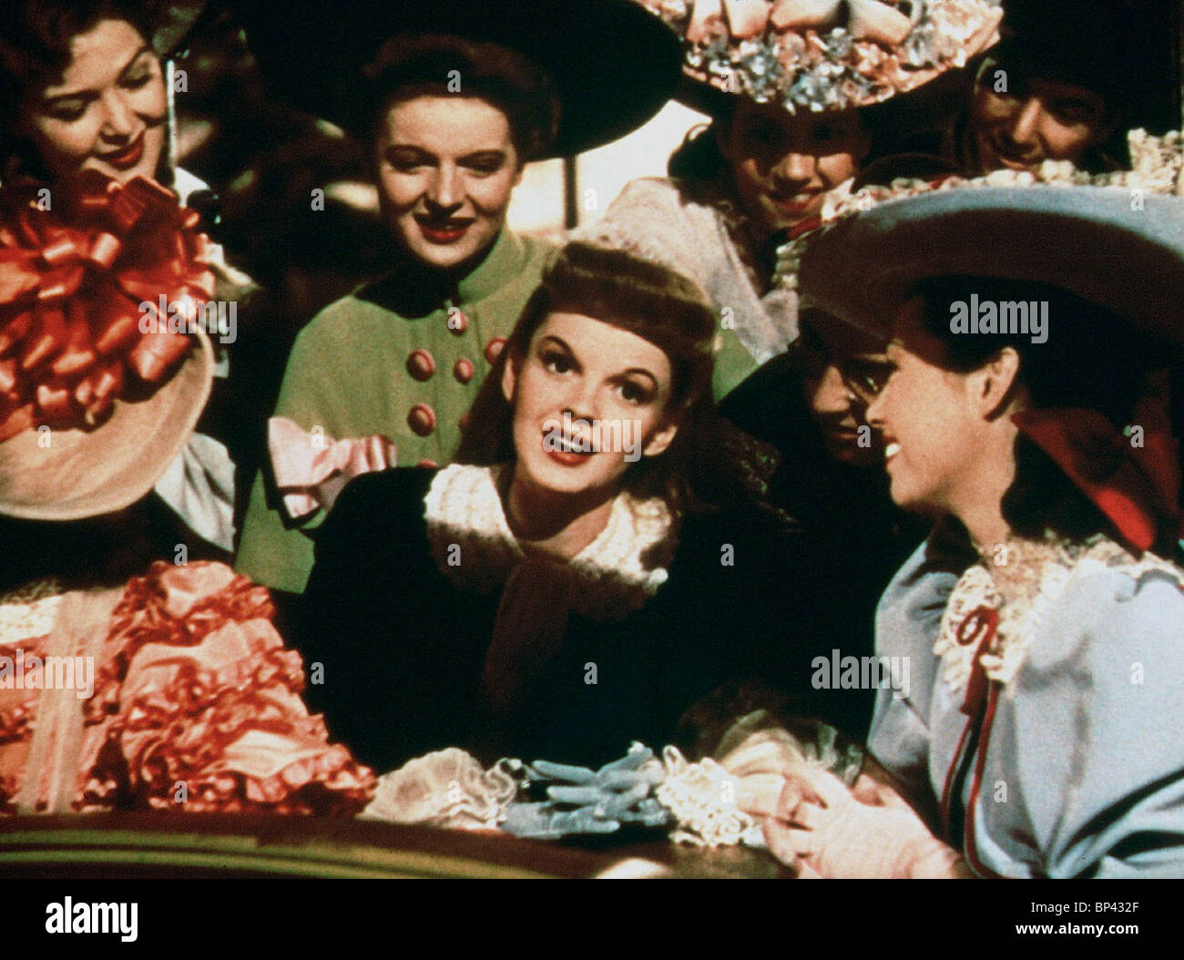 JUDY GARLAND MEET ME IN ST. LOUIS (1944 Stock Photo - Alamy