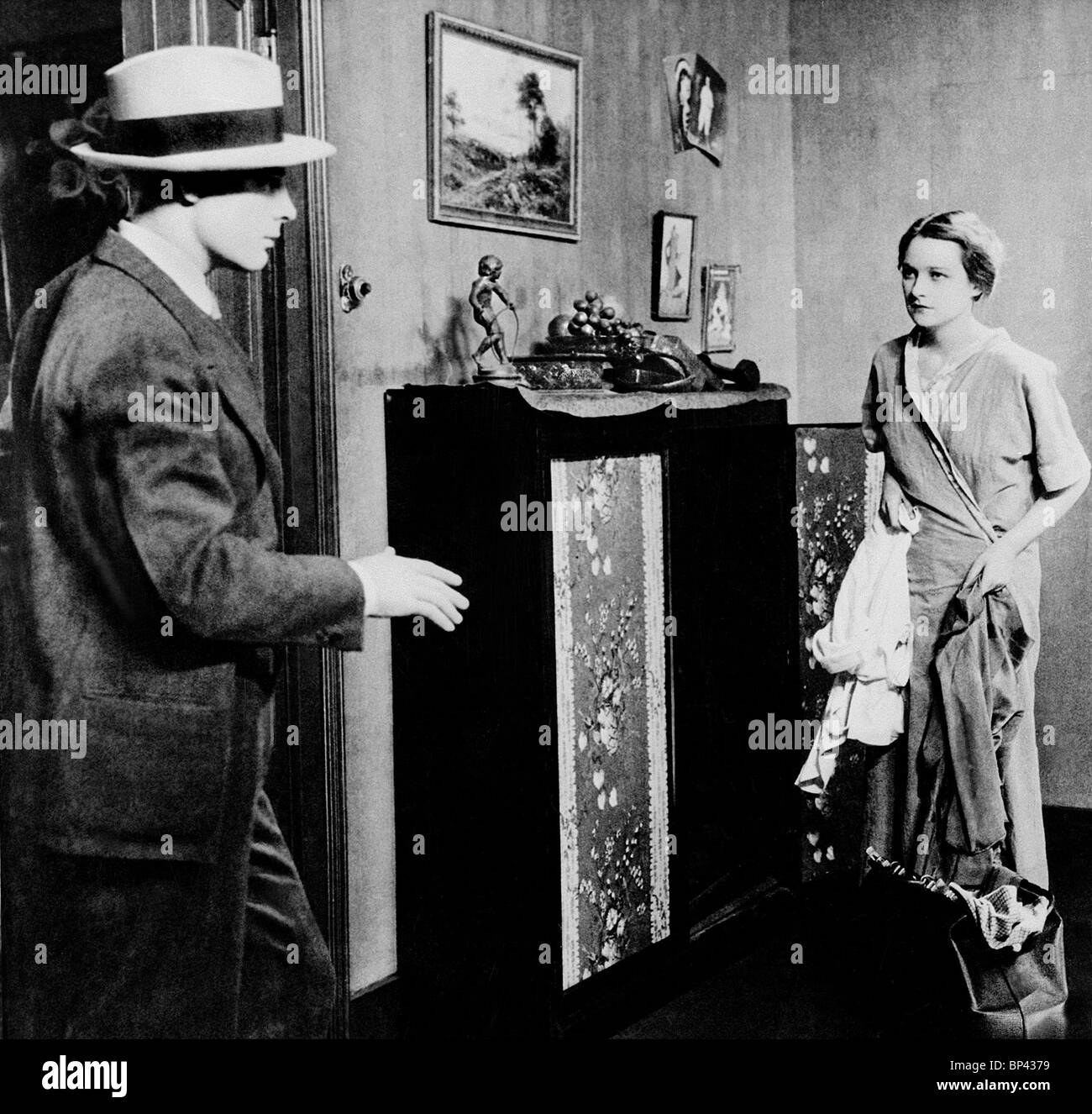 James murray actor hi-res stock photography and images - Alamy