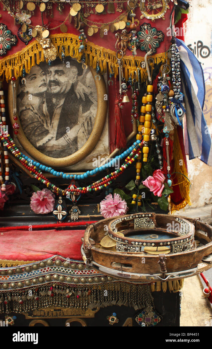 Hand organ hi-res stock photography and images - Alamy