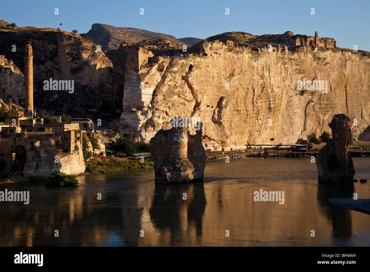 Hasankeyf hi-res stock photography and images - Alamy
