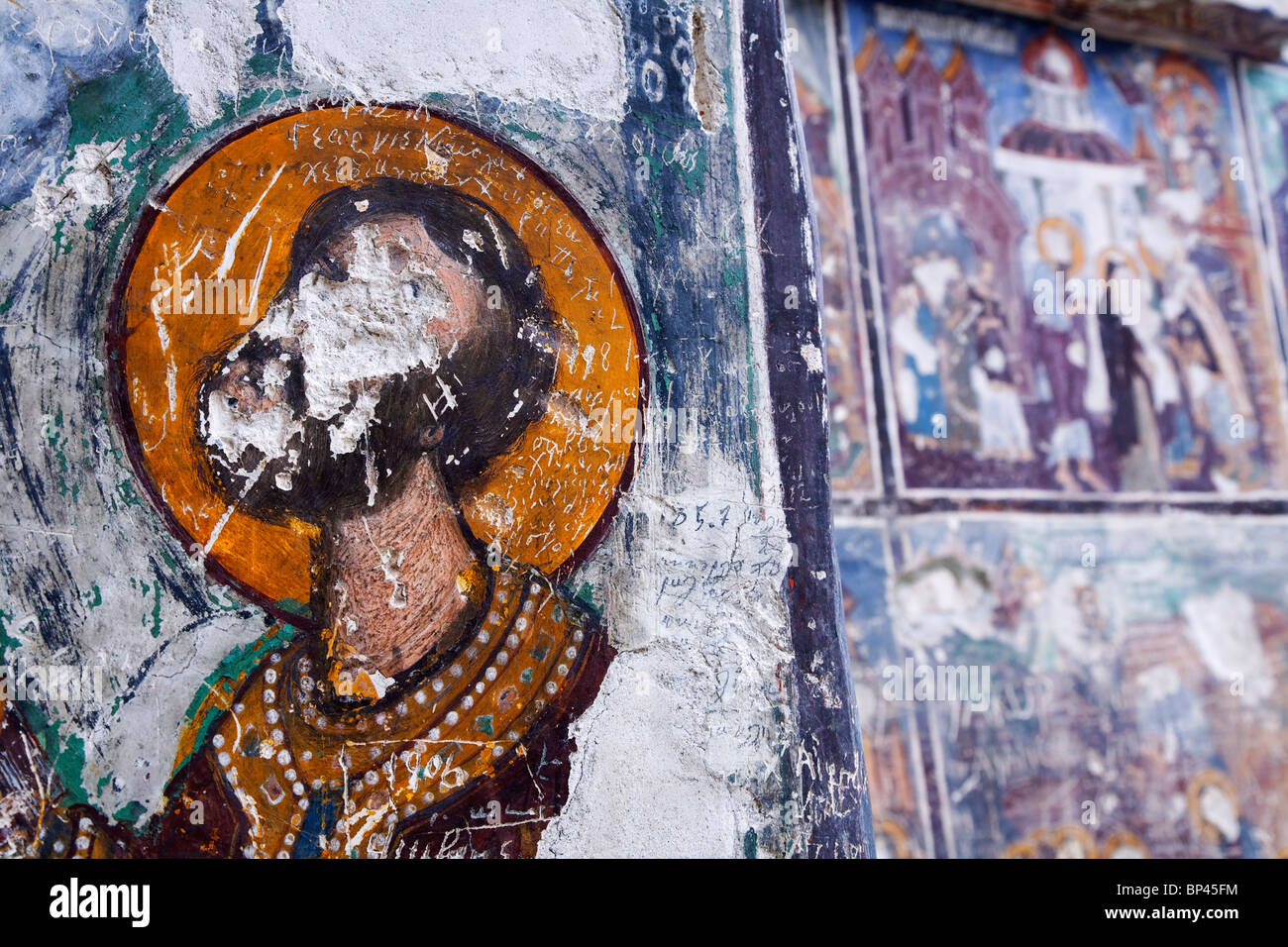 Damaged fresco hi-res stock photography and images - Alamy