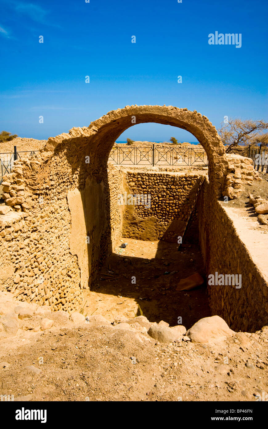 Oman, Qalhat, mausoleum of Bibi Mariyam Stock Photo - Alamy
