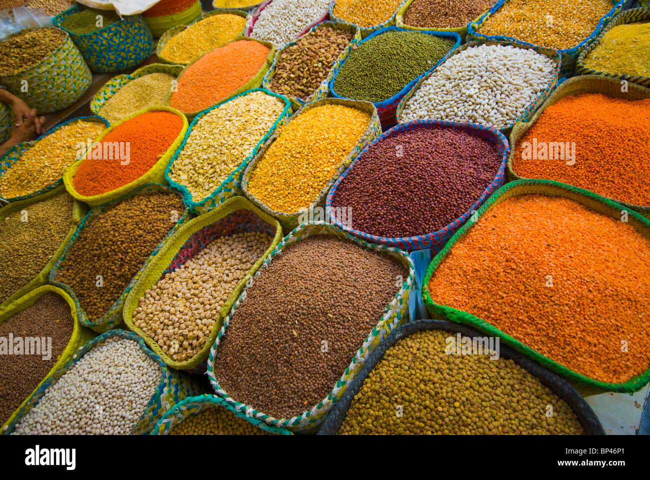 Saudi Arabia, Jeddah, Traditional market (suq) in the old part of the ...