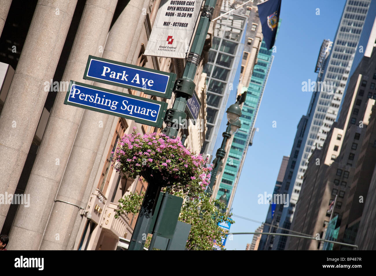 Pershing square nyc hi-res stock photography and images - Alamy