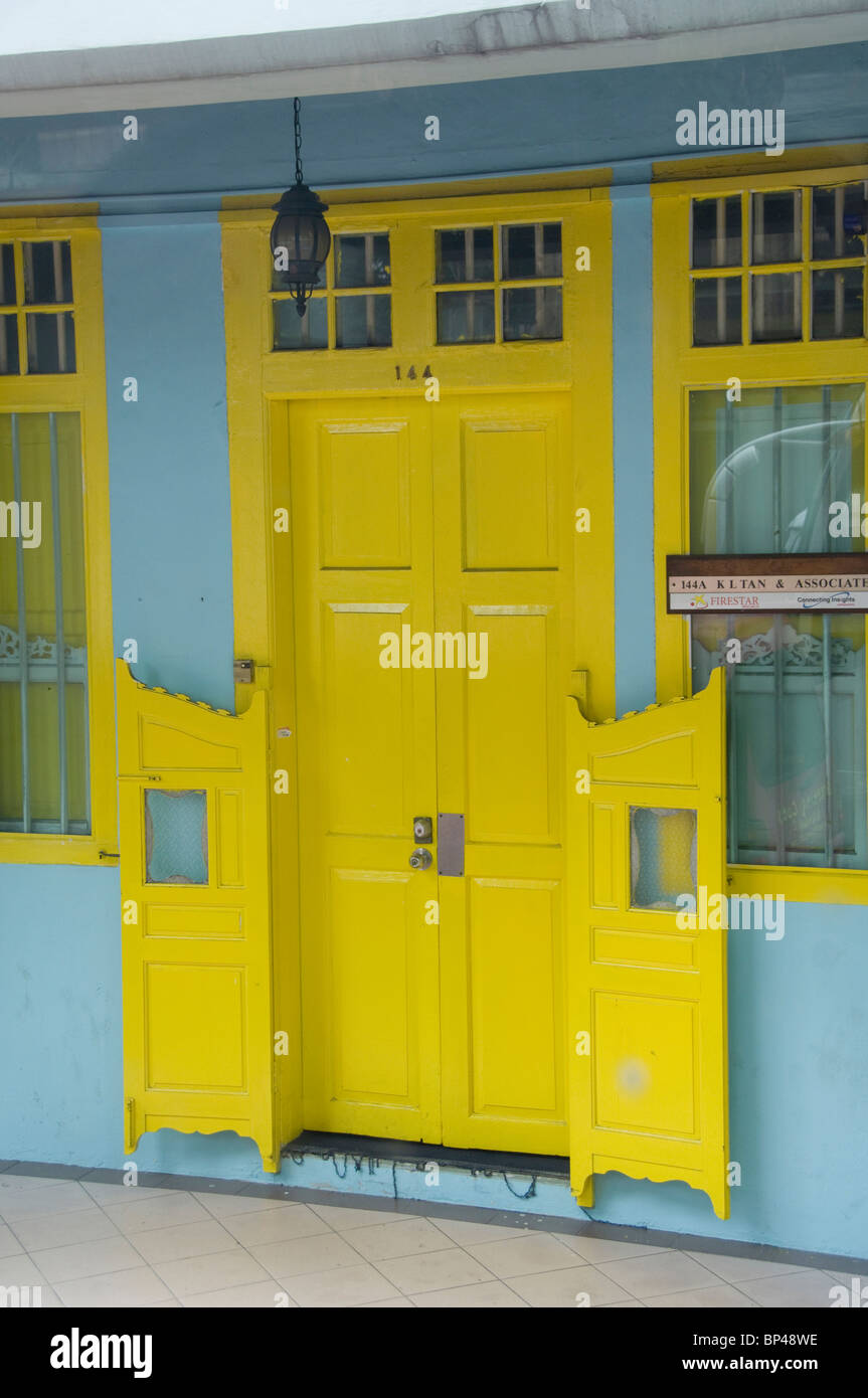 Singapore (Sanskrit for Lion City). Typical shop house door Stock Photo ...