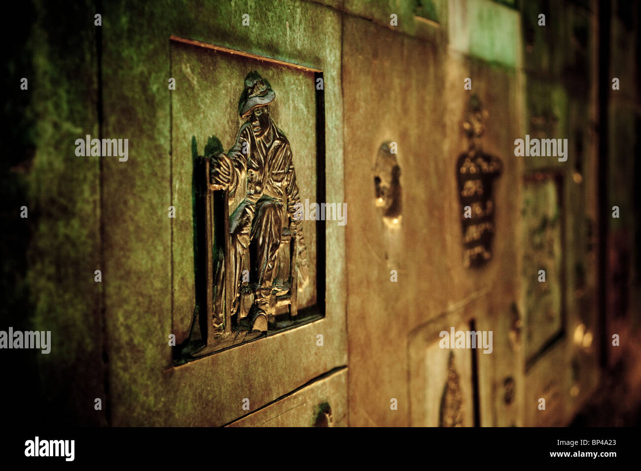 The Franklin Delano Roosevelt (FDR) Memorial in Washington, DC houses ...