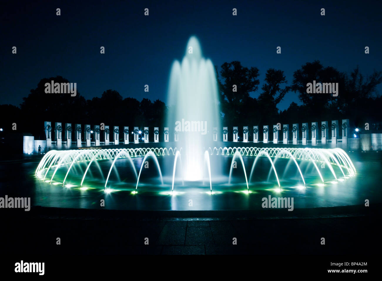 The fountains of the National World War II Memorial in Washington, DC ...