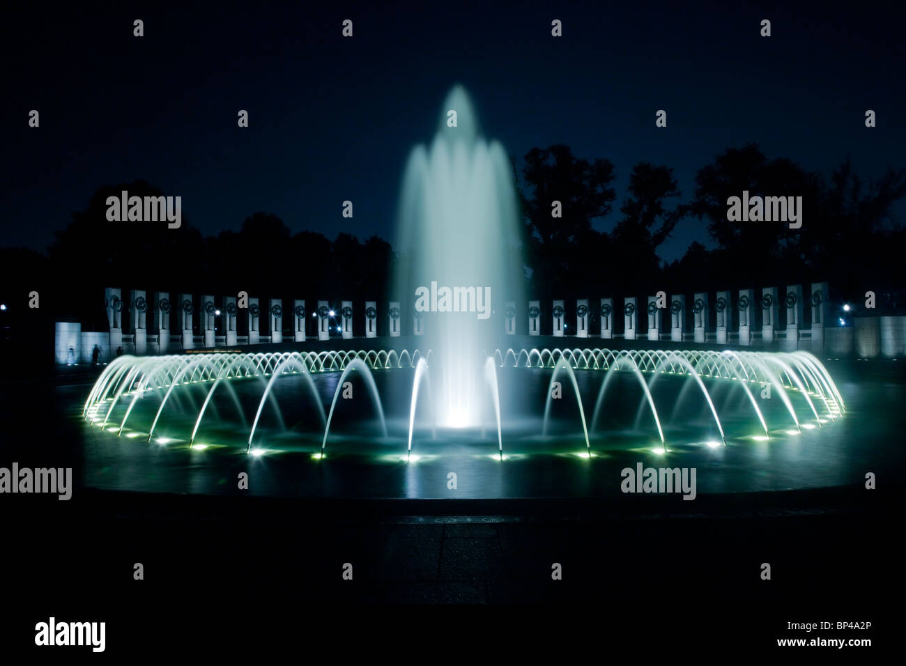 The fountains of the National World War II Memorial in Washington, DC ...