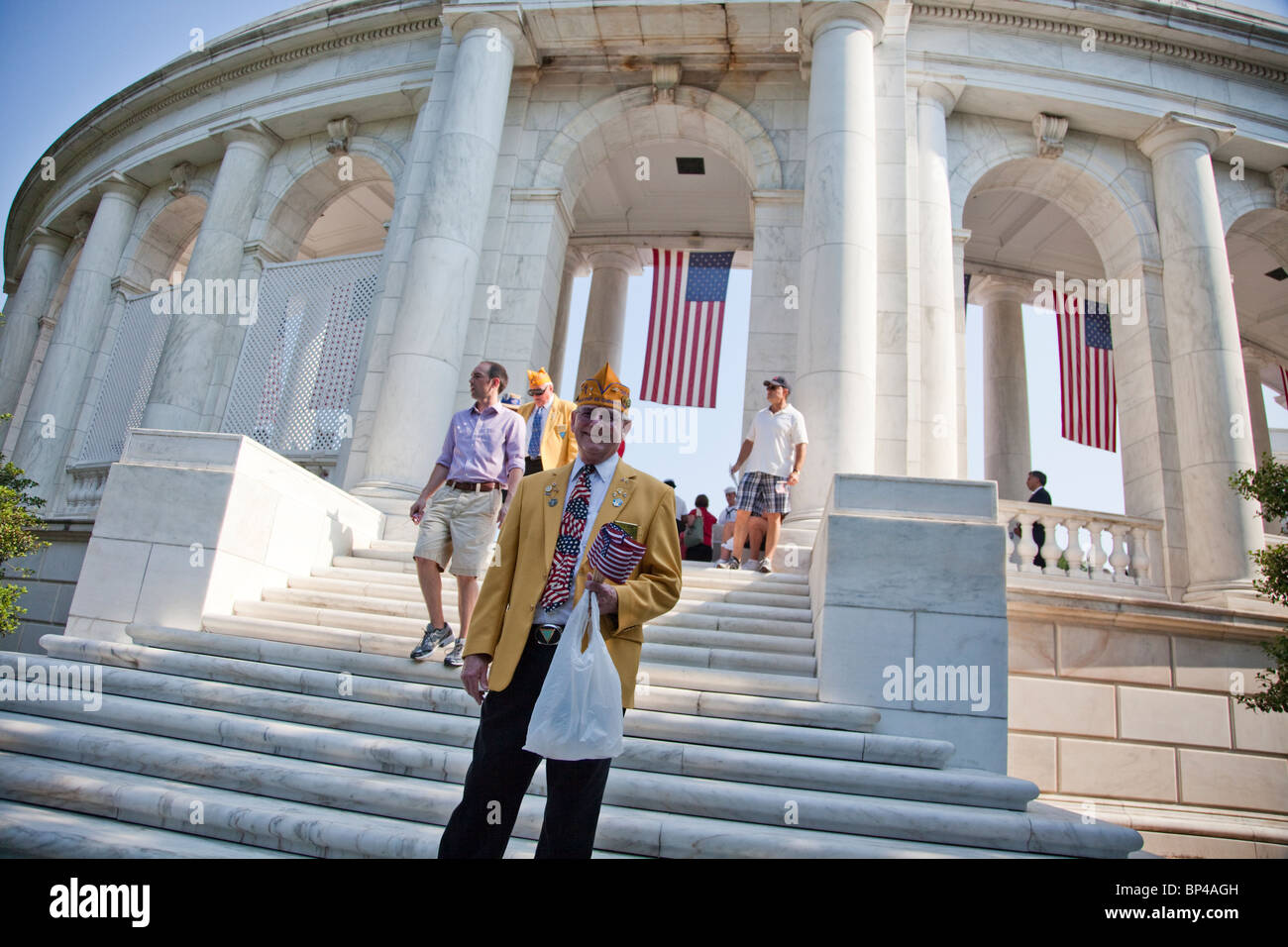 The memorial amphitheater at arlington national cemetery hi-res stock ...