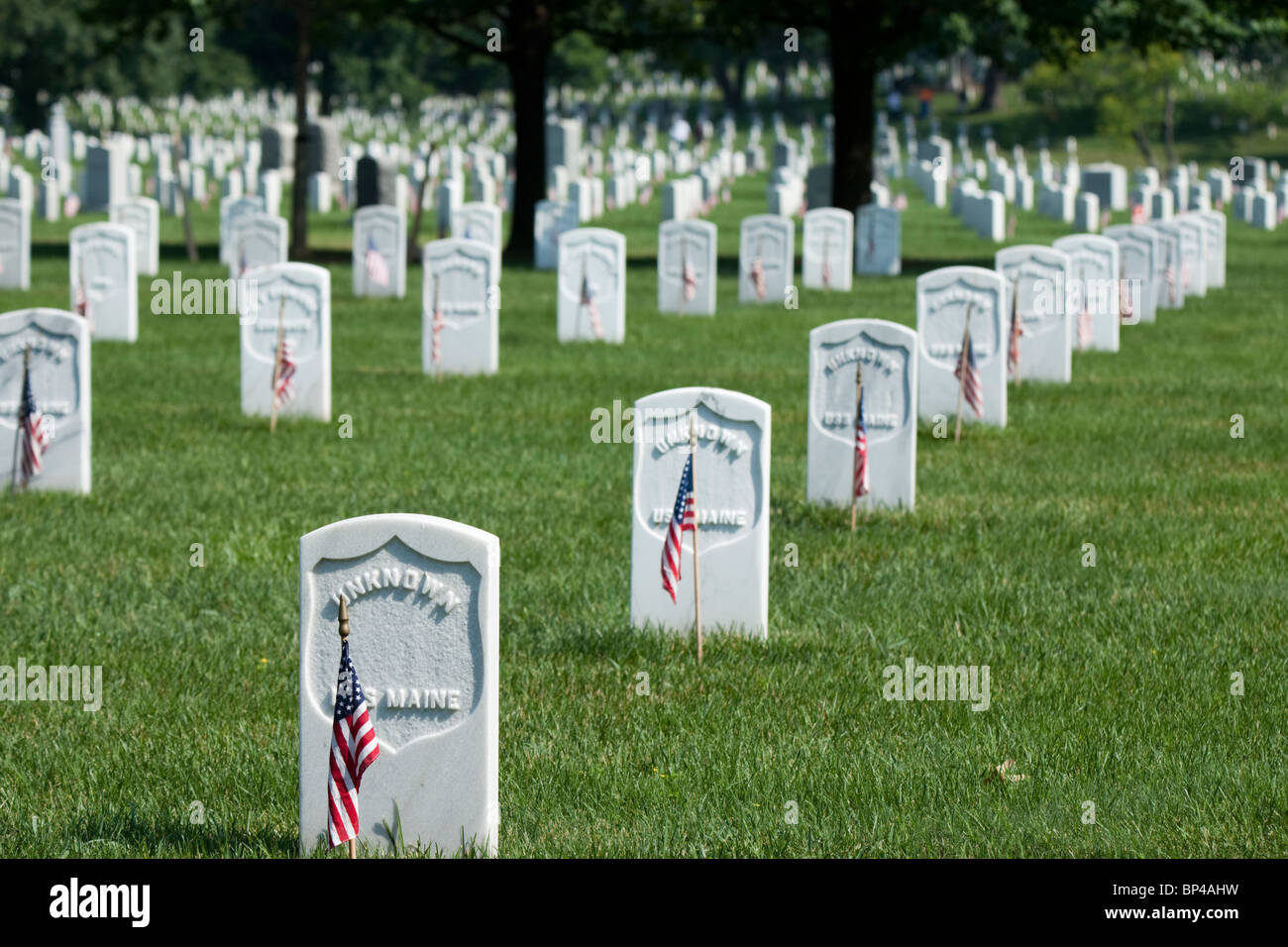 Tombs of unknown memorial day hi-res stock photography and images - Alamy