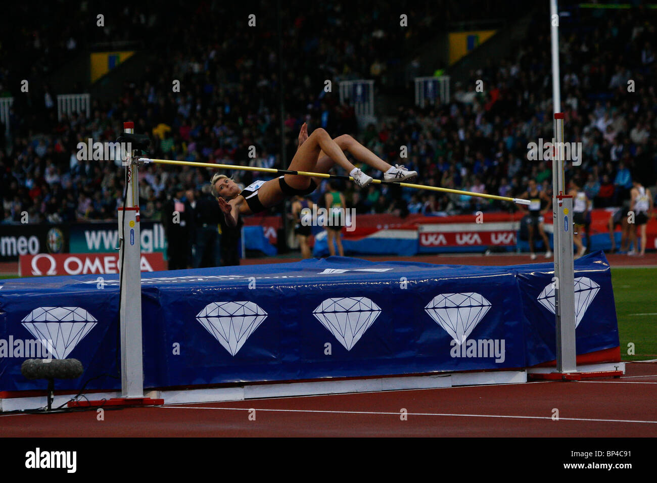 Stephanie PYWELL at the Aviva Athletics Grand Prix London Stock Photo ...