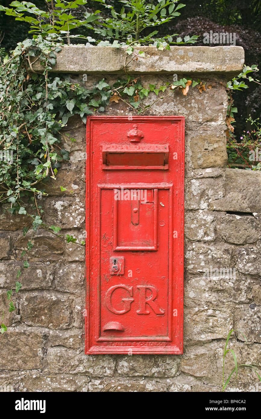 Sealed postbox hi-res stock photography and images - Alamy