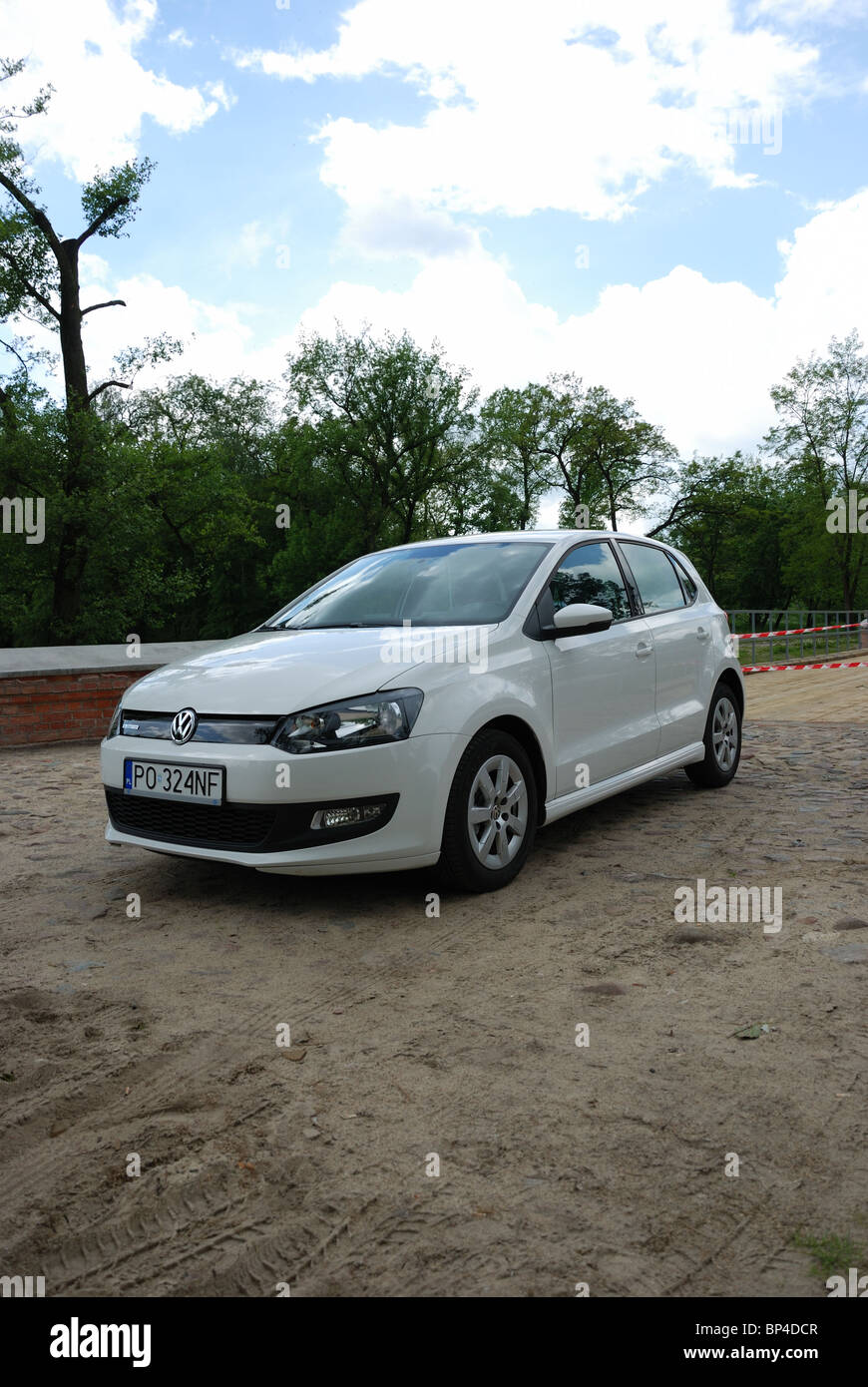 Volkswagen Polo 1.2 TDI BlueMotion - MY 2010 - white - German popular ...